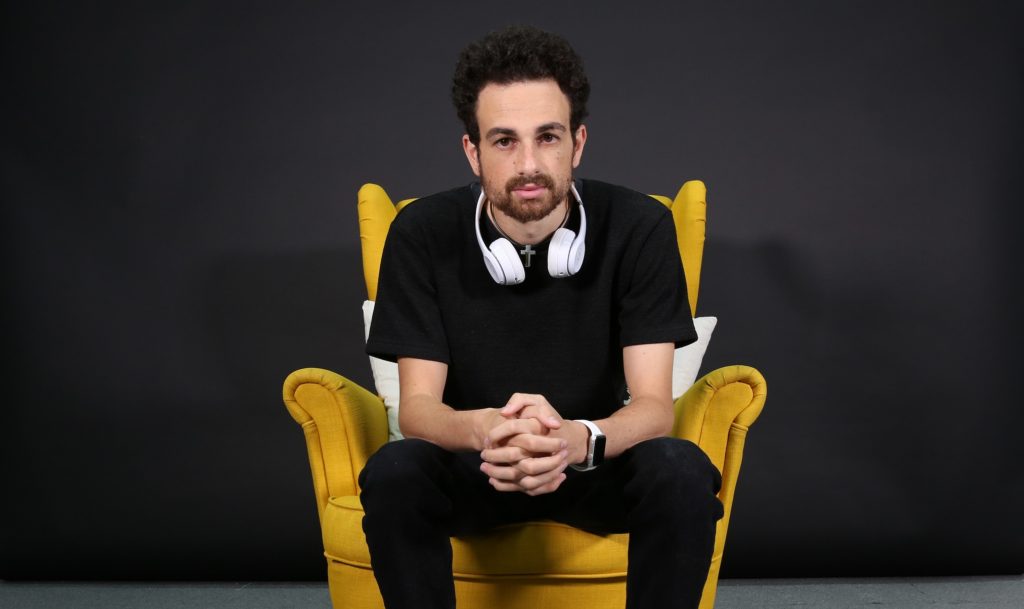 Seventh Street Media expands pop music title Don't Bore Us - Mediaweek