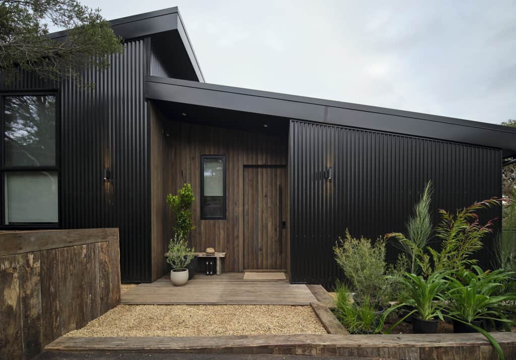 TV Guide Grand Designs Transformations: All episodes & the hosts