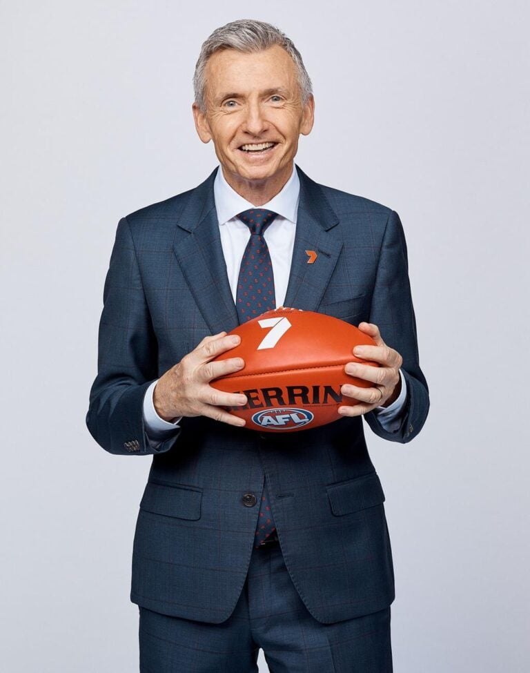 Bruce McAvaney back at the G: Broadcasting icon returns to 7AFL