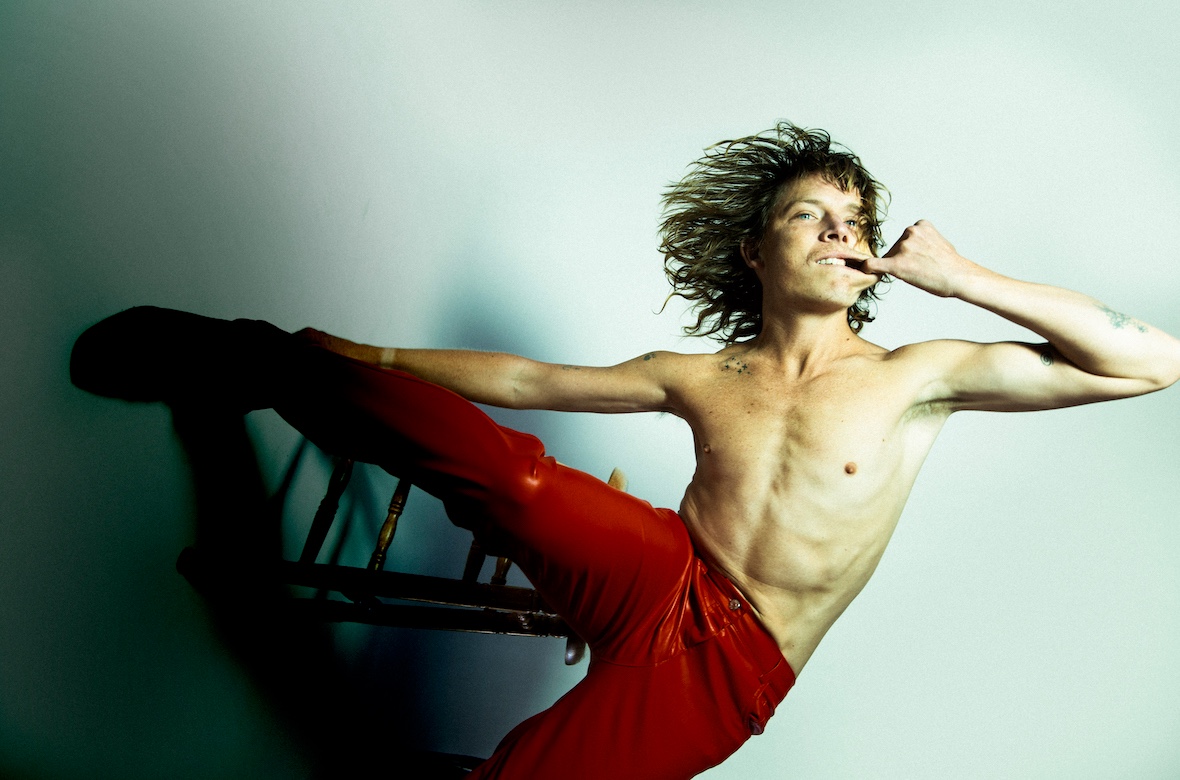 Nicholas Allbrook Shares Fourth Solo Album 'Manganese'