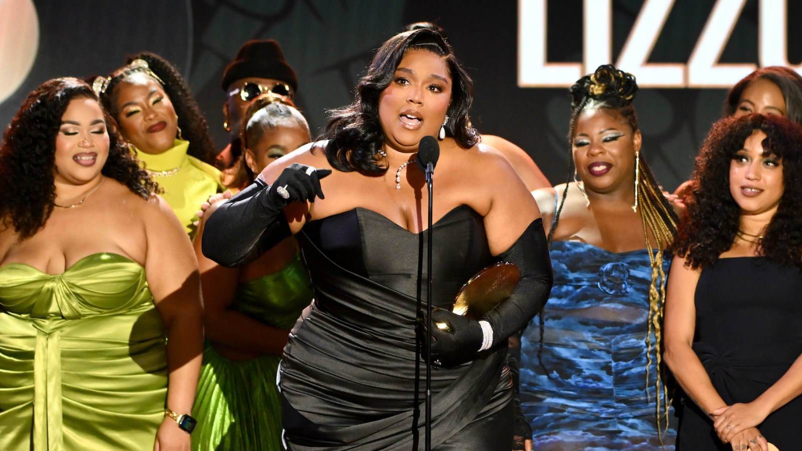 Lizzo Asks Court to Dismiss Former Dancers' Harassment Lawsuit