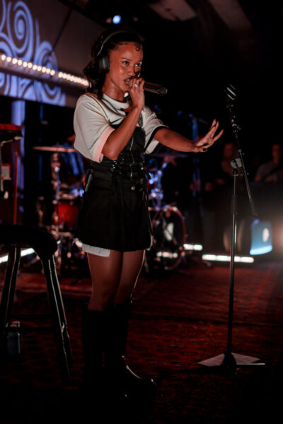 PHOTOS: Maina Doe @ VIVID Sydney Opera House