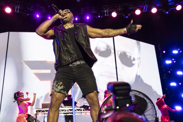 PHOTOS: FRIDAYZ LIVE @ Brisbane Showgrounds