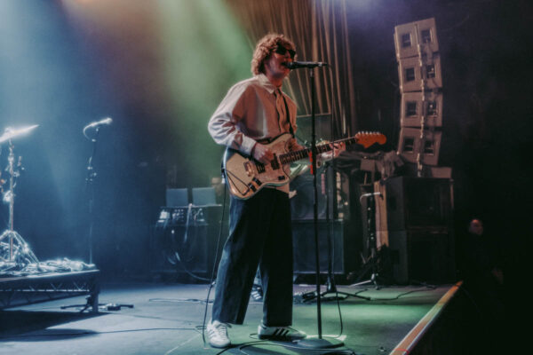 PHOTOS: The Snuts @ The Metro Theatre