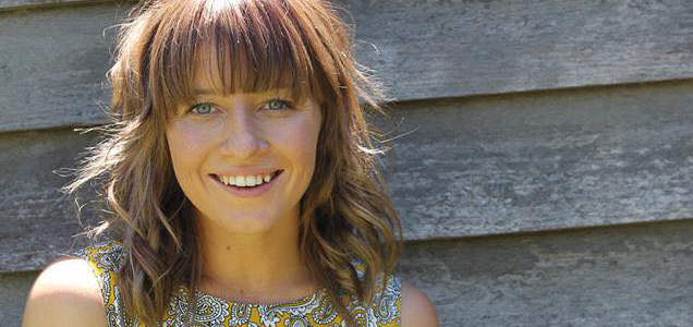 Ashleigh Dallas signs to WJO/UMA